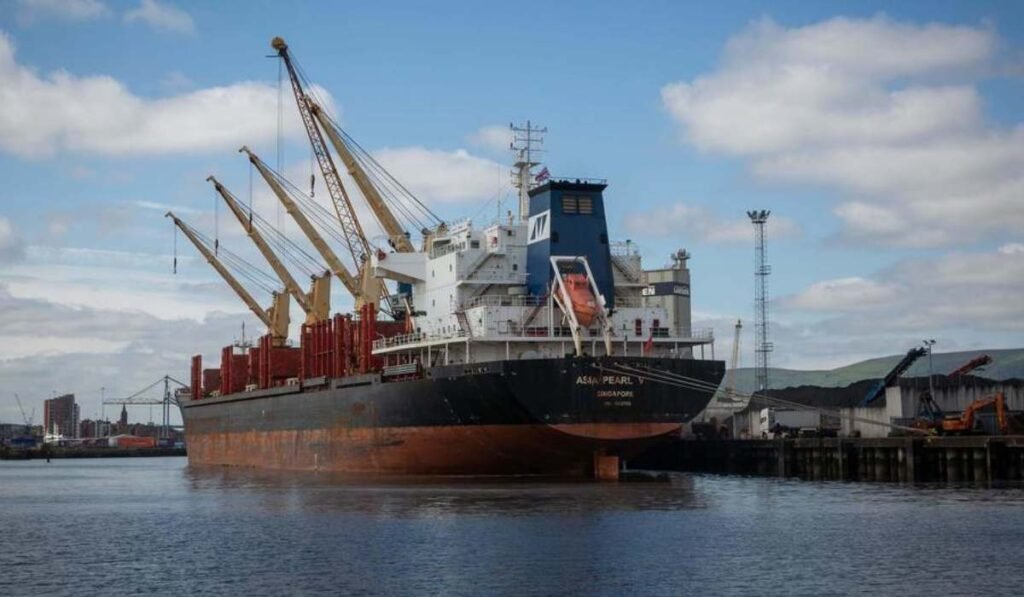 Alcanzan un acuerdo histórico para reducir las emisiones del transporte ...